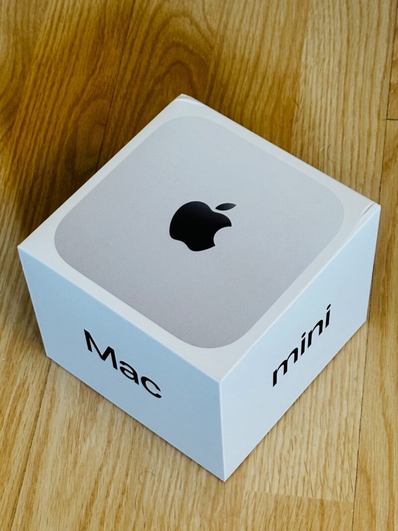 Apple 2024 Mac mini Desktop Computer with M4 chip with 10‑core CPU and ...